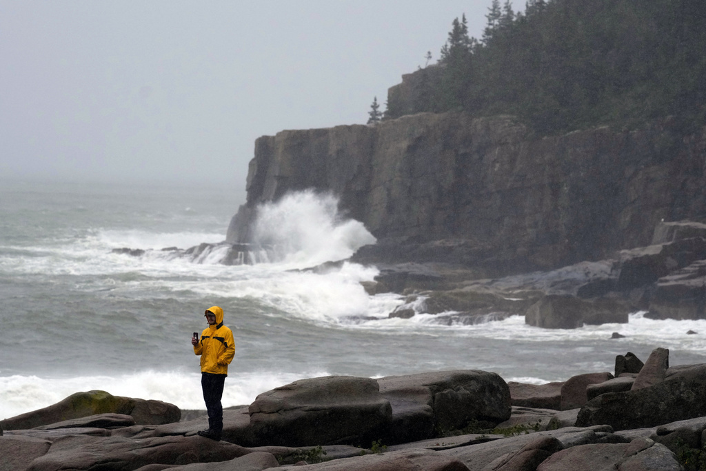 Atlantic storm Lee delivers high winds and rain before forecasters call ...